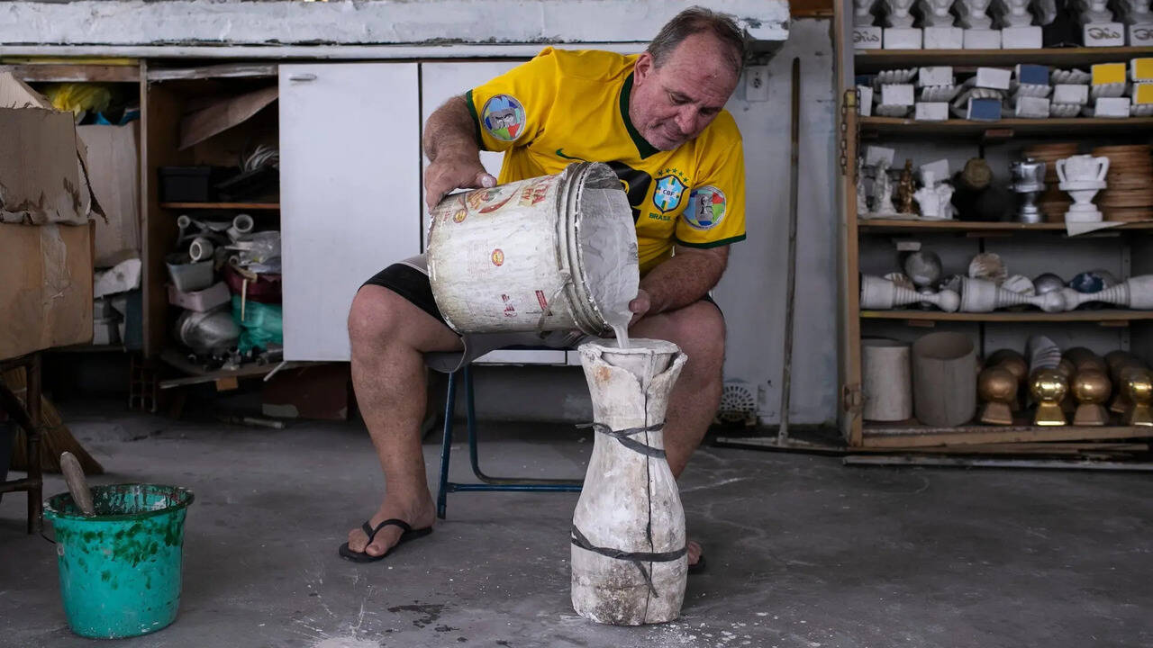 Brazilian artisan creates replica World Cup trophies for fans and ...