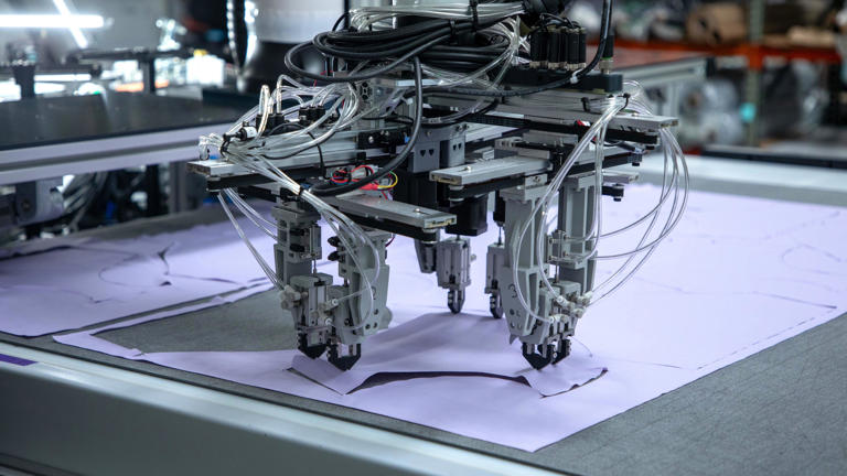 Robo-top: The machines that could make your next T-shirt