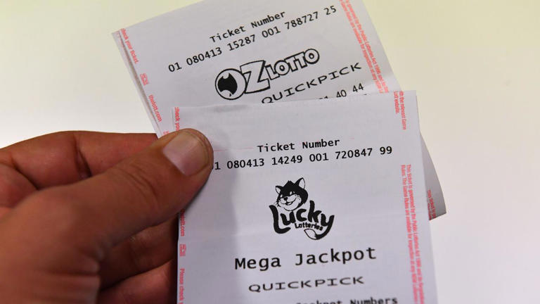 Auditor casts eye over 'devious' 40-year lottery deal