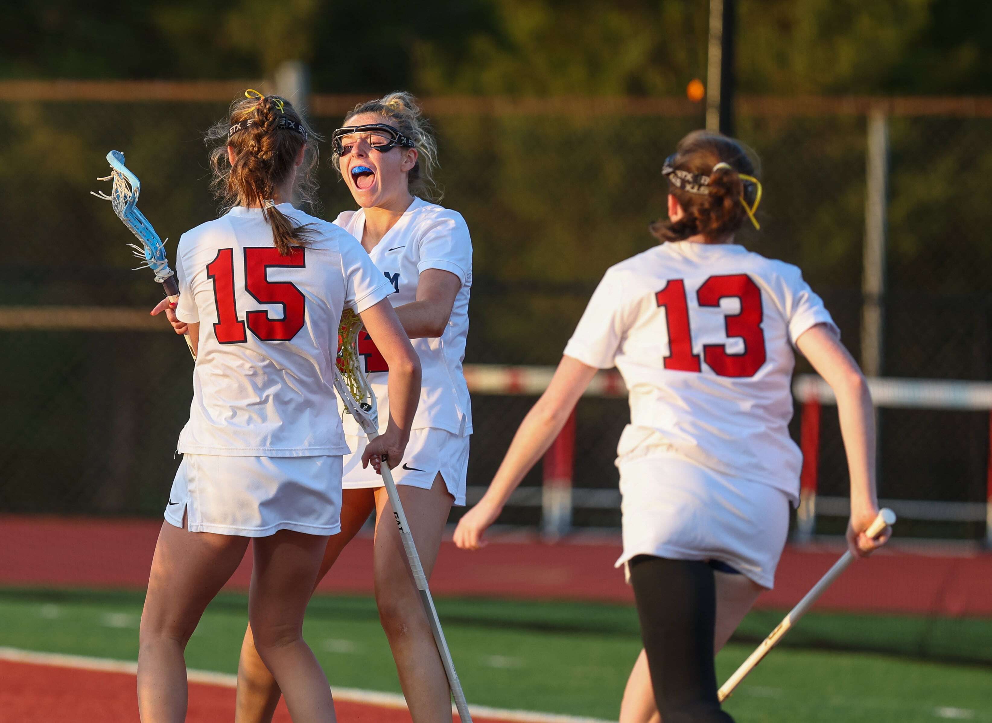 Seven-goal quarter helps snap 10-game losing streak in N.J. girl ...