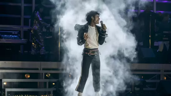Michael moonwalks back to #1 at box office in 4th week, beats new ...