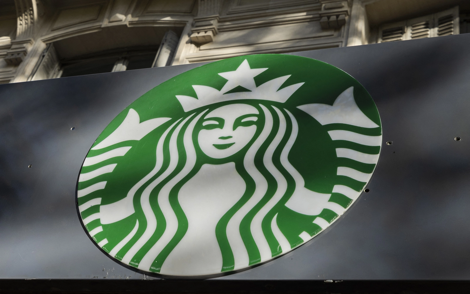Starbucks sees sharp drop in Korean sales after 'Tank Day' marketing ...