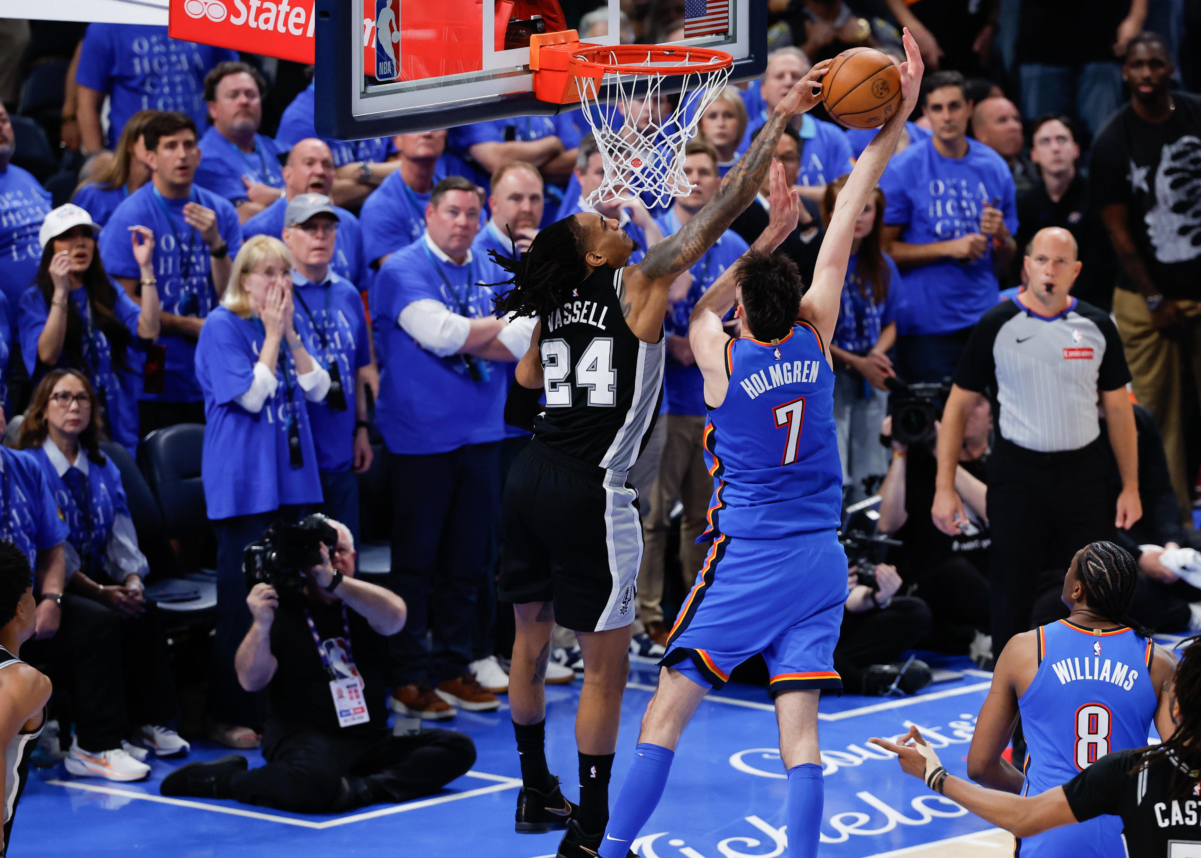 Prediction and betting odds for Spurs vs. Thunder game 2