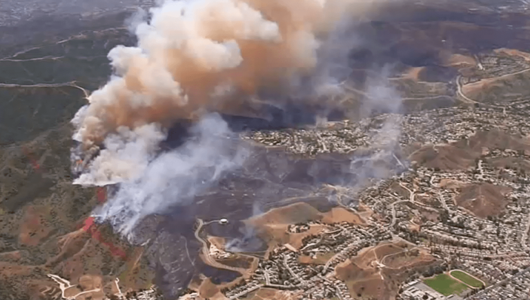 SoCal brush fires trigger air quality advisory