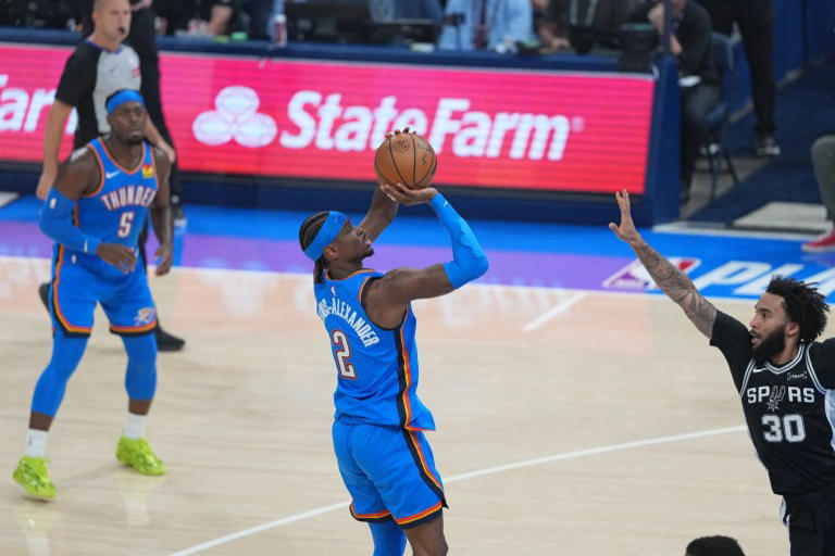 Wembanyama scores 41 as Spurs upset Thunder in Game 1 thriller
