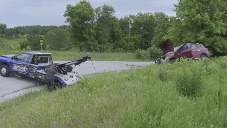 Diamond woman dies after T-bone crash