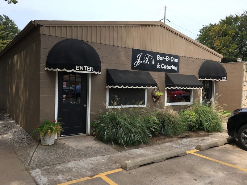 9 hole-in-the-wall rib shacks in Oklahoma that are worth the drive alone