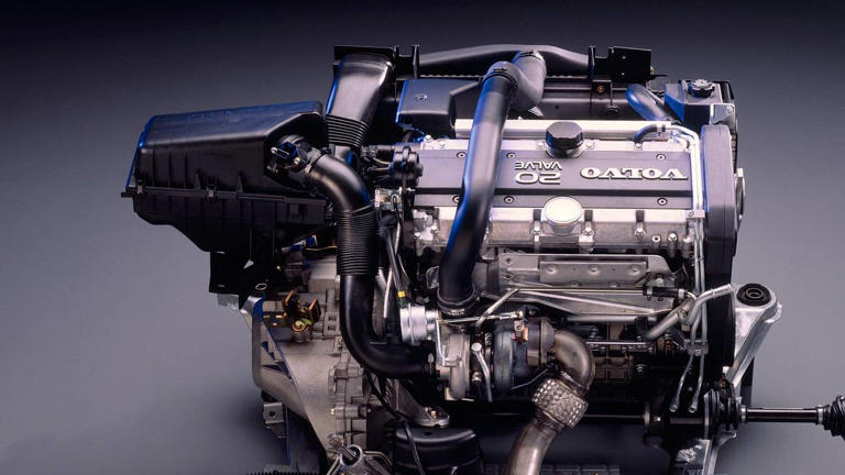 Volvo still sells gas cars, but it has no more combustion engine factories