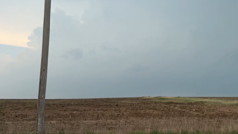 Tornado-warned supercell churns near Tescott, Kansas