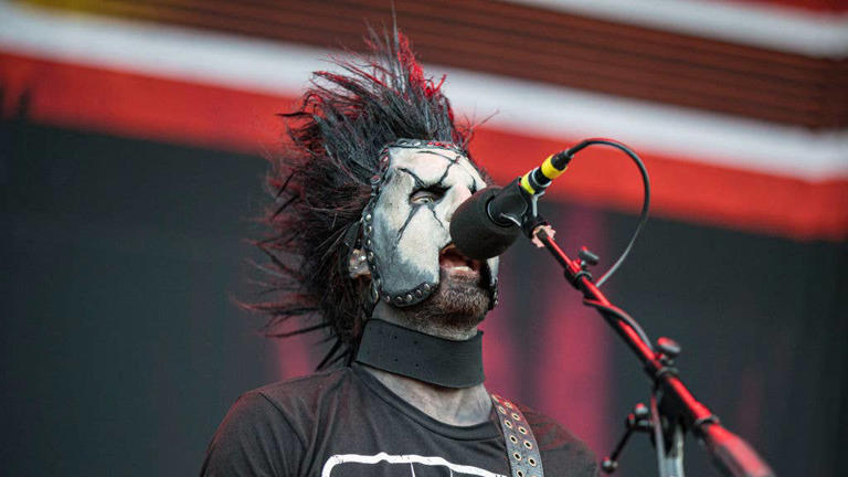 Static-X cancels 2026 tour due to band members' serious medical issues