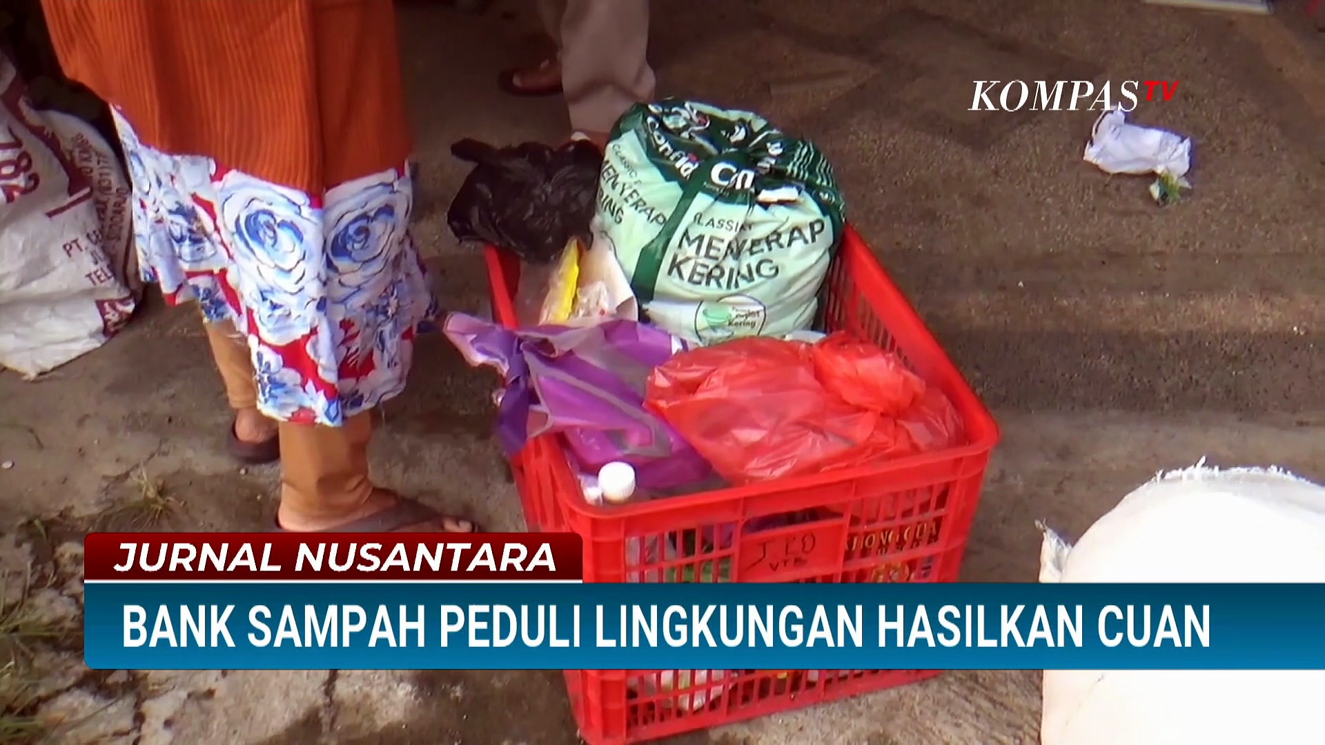 Bank sampah di Jember ubah sampah rumah tangga jadi tabungan emas ...