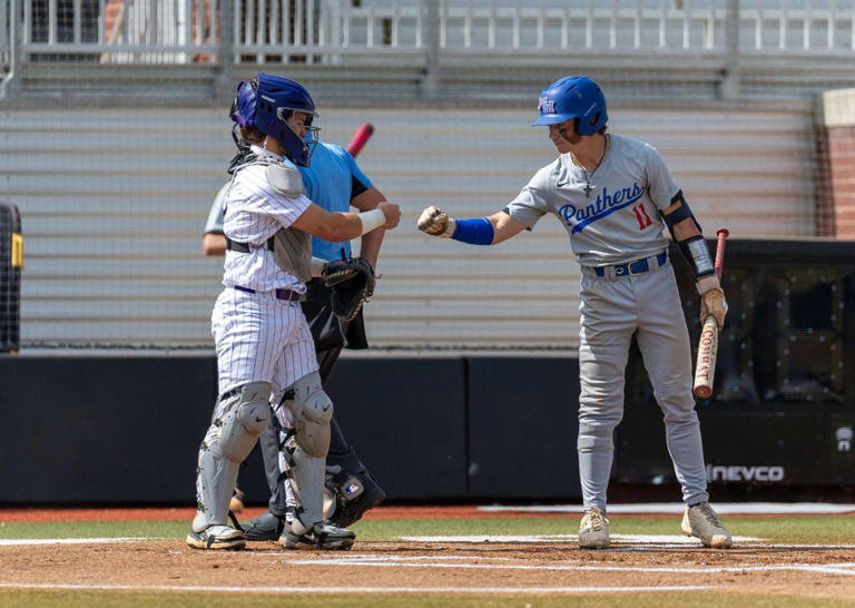 Class 2A baseball: Beau Willis pitches Mars Hill to Game 1 win over Ariton