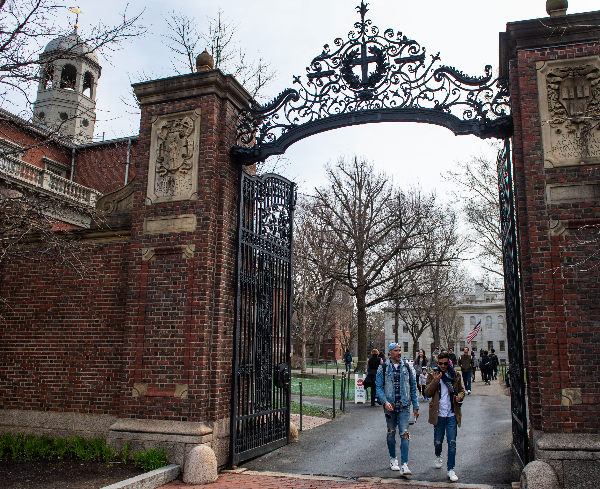 Harvard sues Trump WH over funding conditions