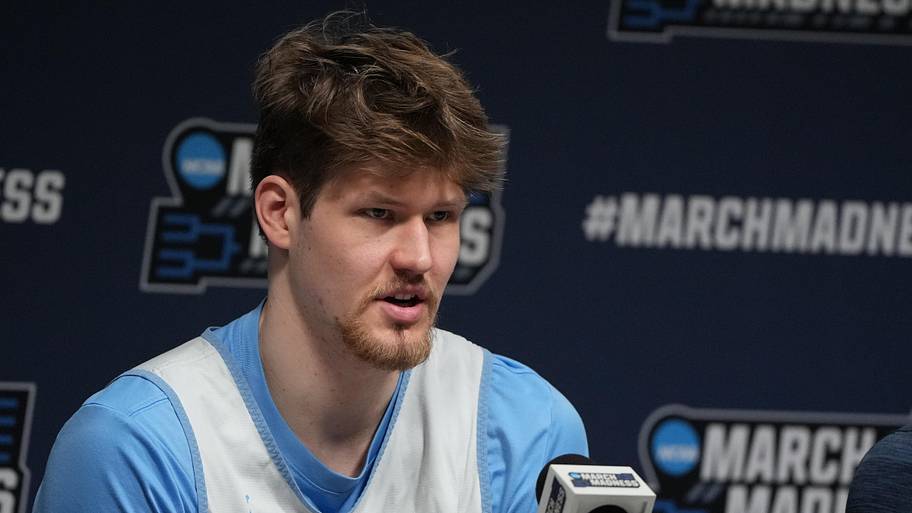 Henri Veesaar's UNC exit raising even more eyebrows with his Hubert ...