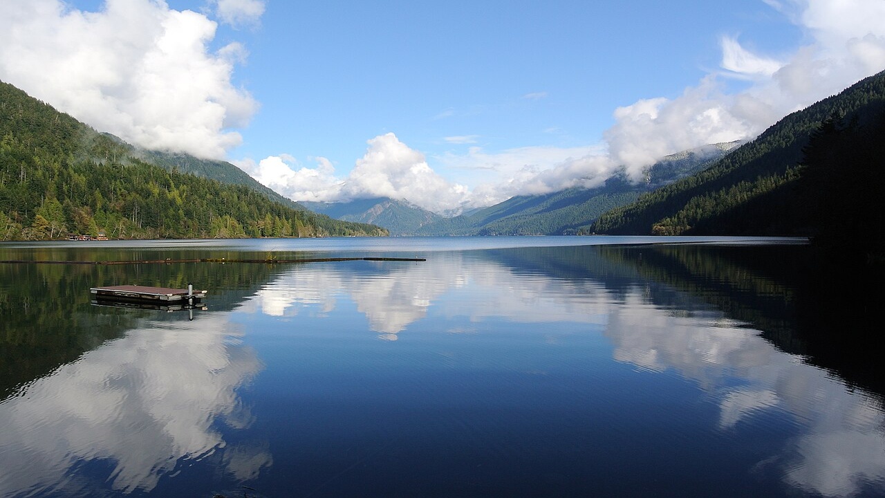 This Washington lake is 600 feet deep and you can see 60 feet straight ...