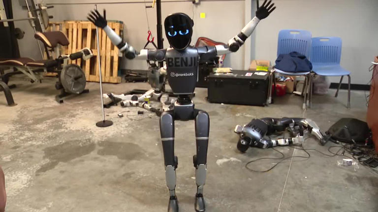 No fly zone: Robot passenger at Love Field prompts Southwest Airlines ...