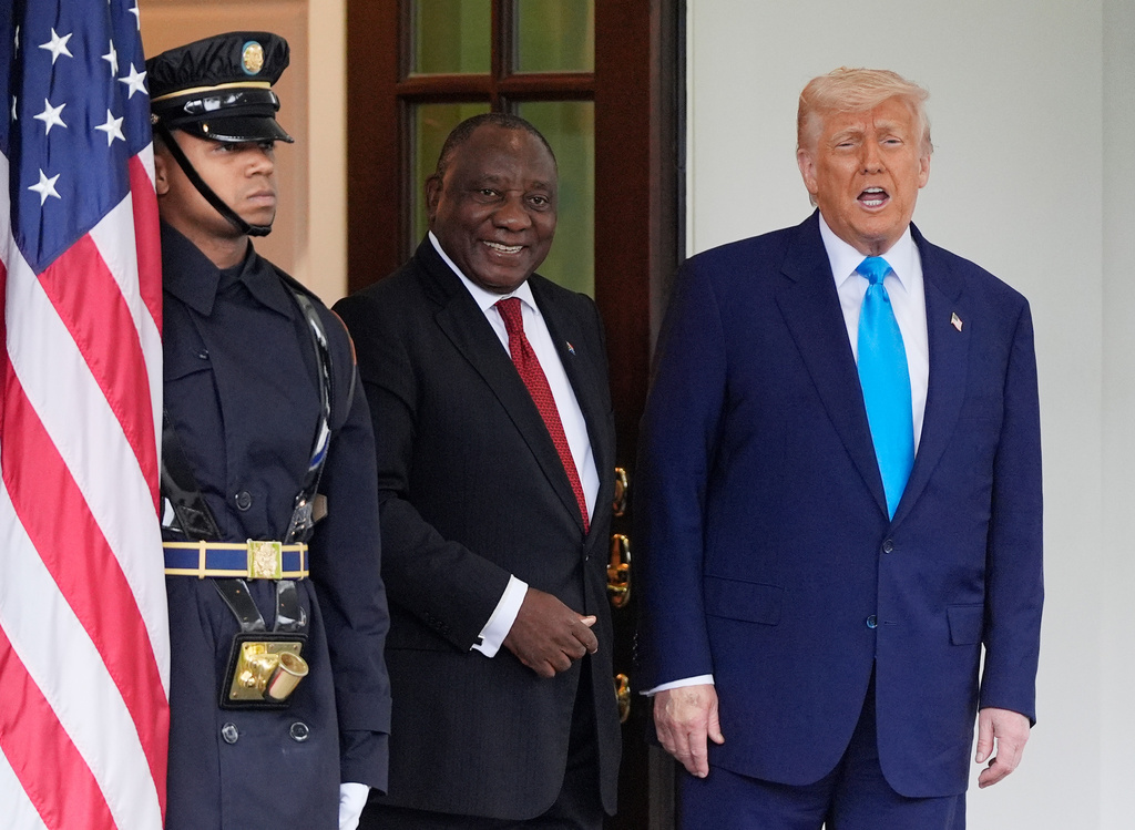 Trump administration plans to admit more white South Africans as ...