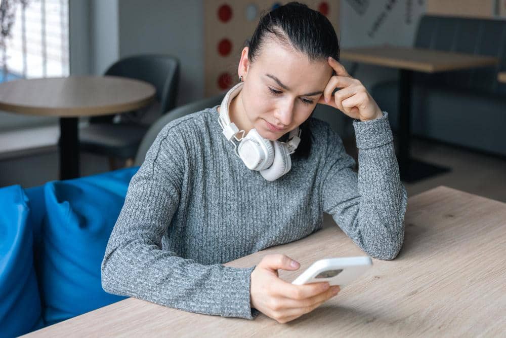5 zodiak yang tidak tertarik menggunakan dating apps, ada Gemini!