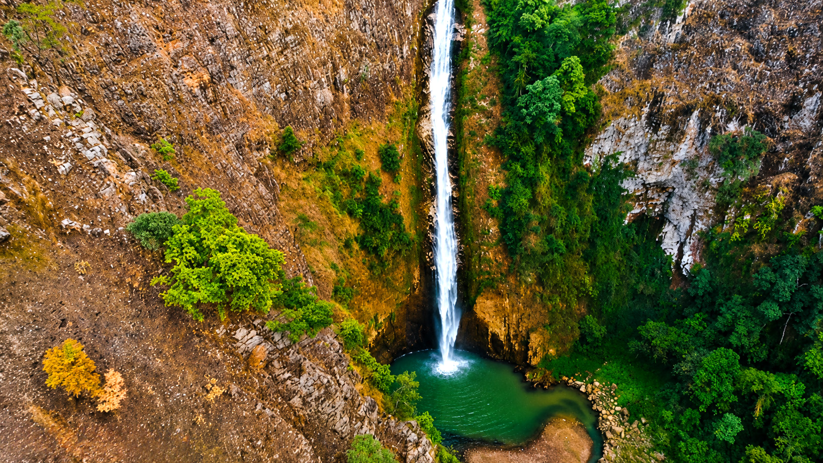 A hidden waterfall deep in Meghalaya’s untouched landscape