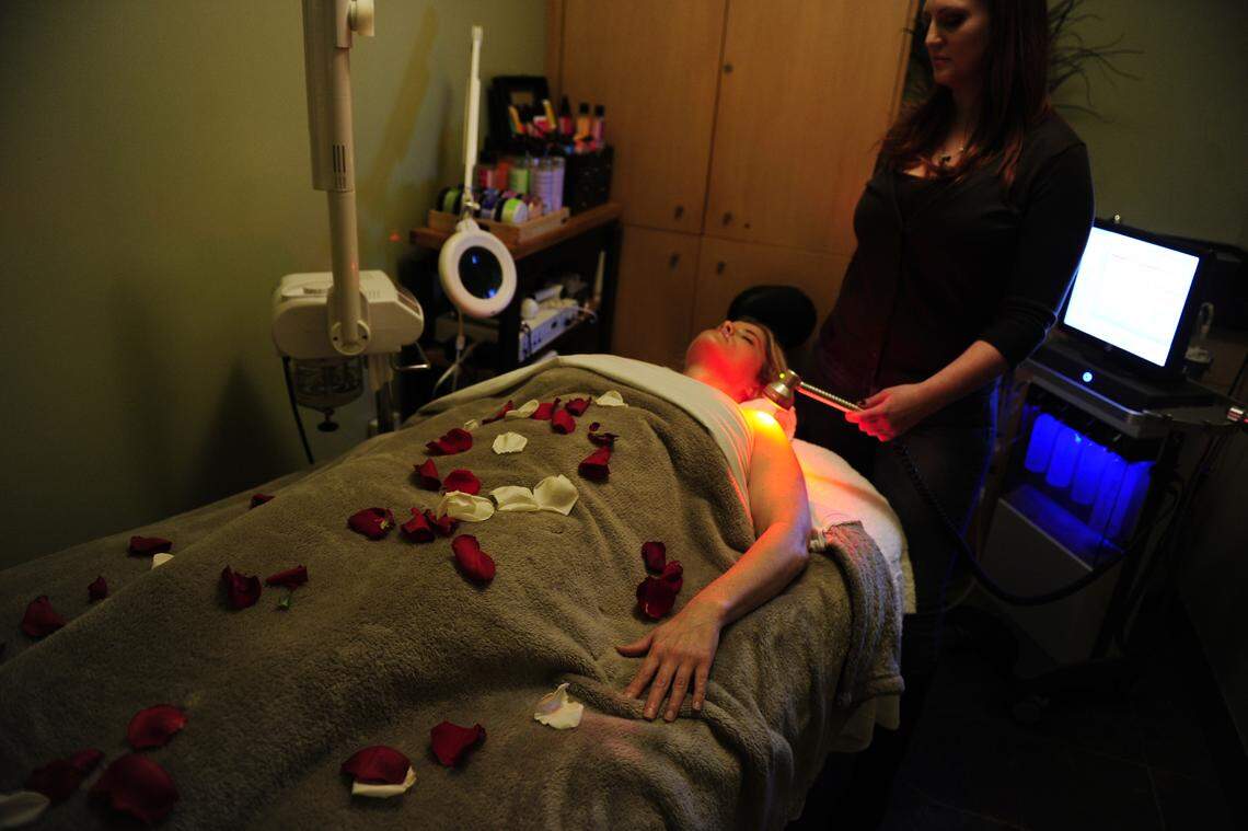 The truth about celebrity longevity treatments: red light, NAD+, stem ...