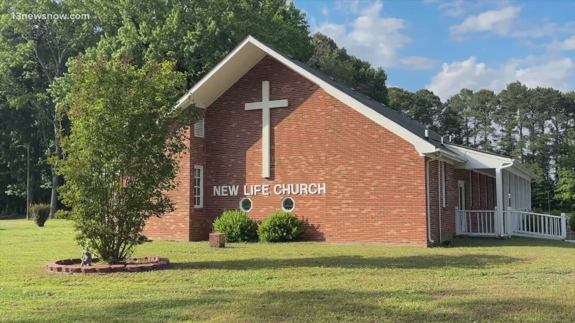 Franklin church steps up as federal healthcare cuts threaten local hospital