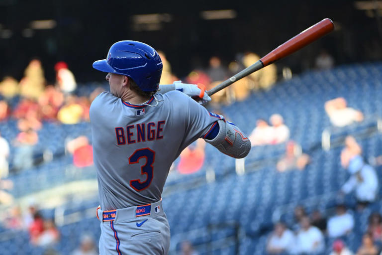 Surging Mets erupt for 10 runs in 12th for wild win over Nationals