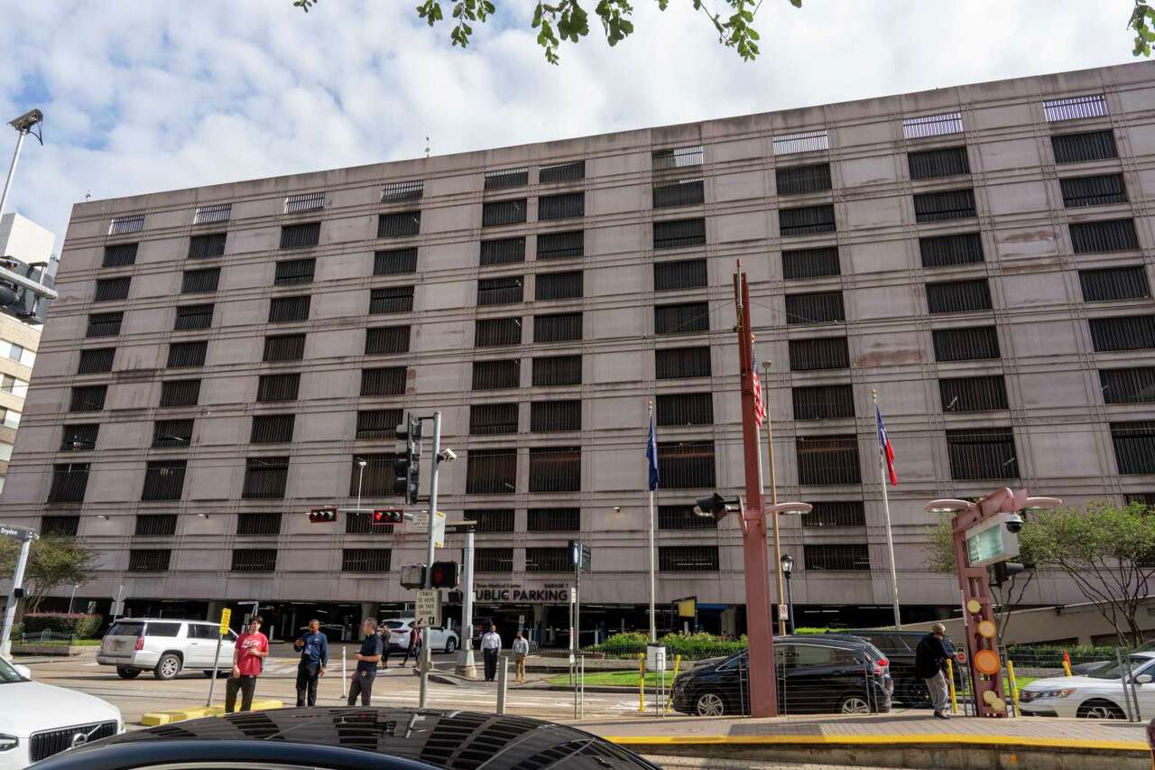 Houston Methodist worker escaped accused attacker by opening car door ...