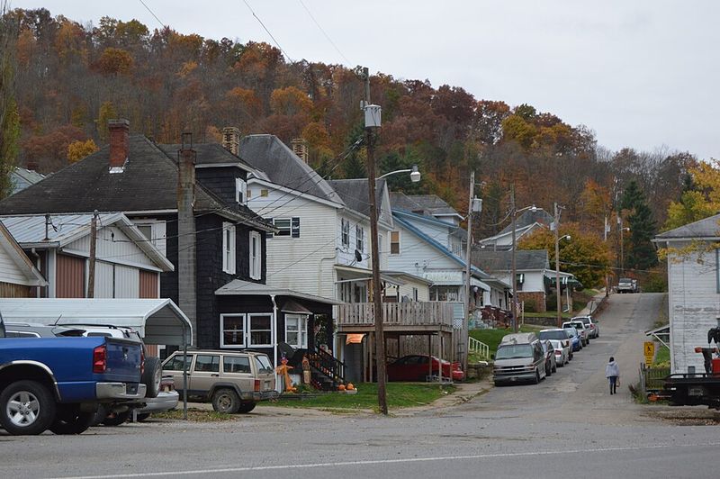 The secluded West Virginia town where woodsmoke, porch rails, and coal ...