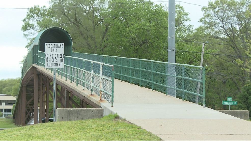 Elkhart Common Council delays vote on funding to repair Nappanee Street ...