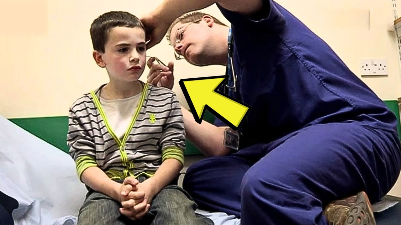 Boy goes to doctor with severe pain in his ear, doctor shocked when he ...