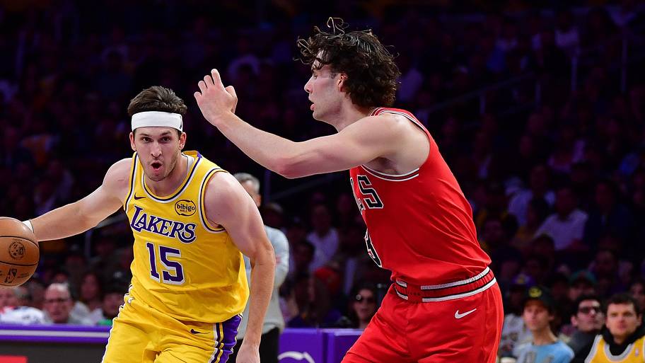 New Lakers report reveals what could ultimately decide Austin Reaves ...