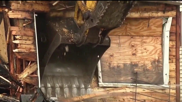 Contaminated dirt in Detroit at heart of $100M lawsuit