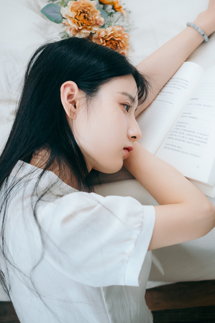 读完一本书，像从梦中醒来