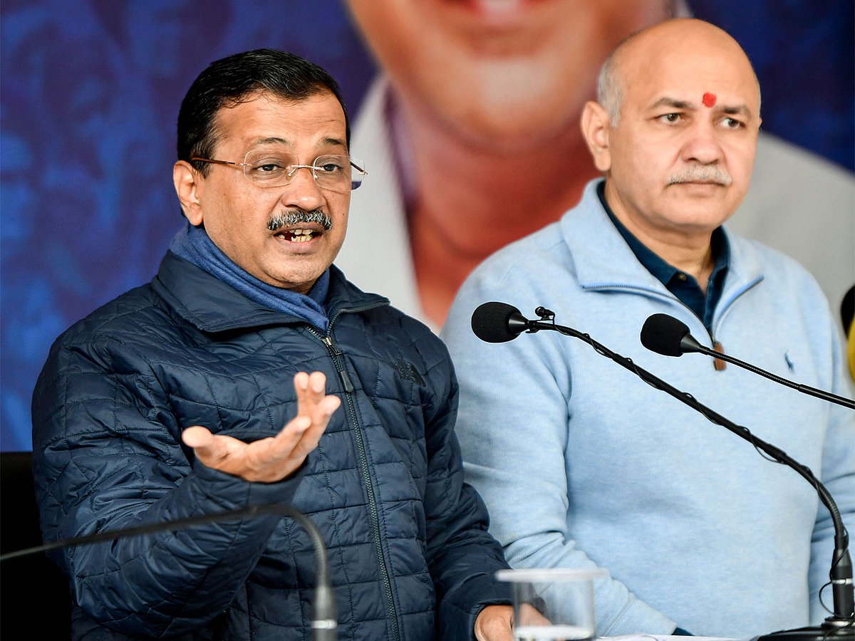 Delhi HC issue notice to Kejriwal, Sisodia and others in criminal ...