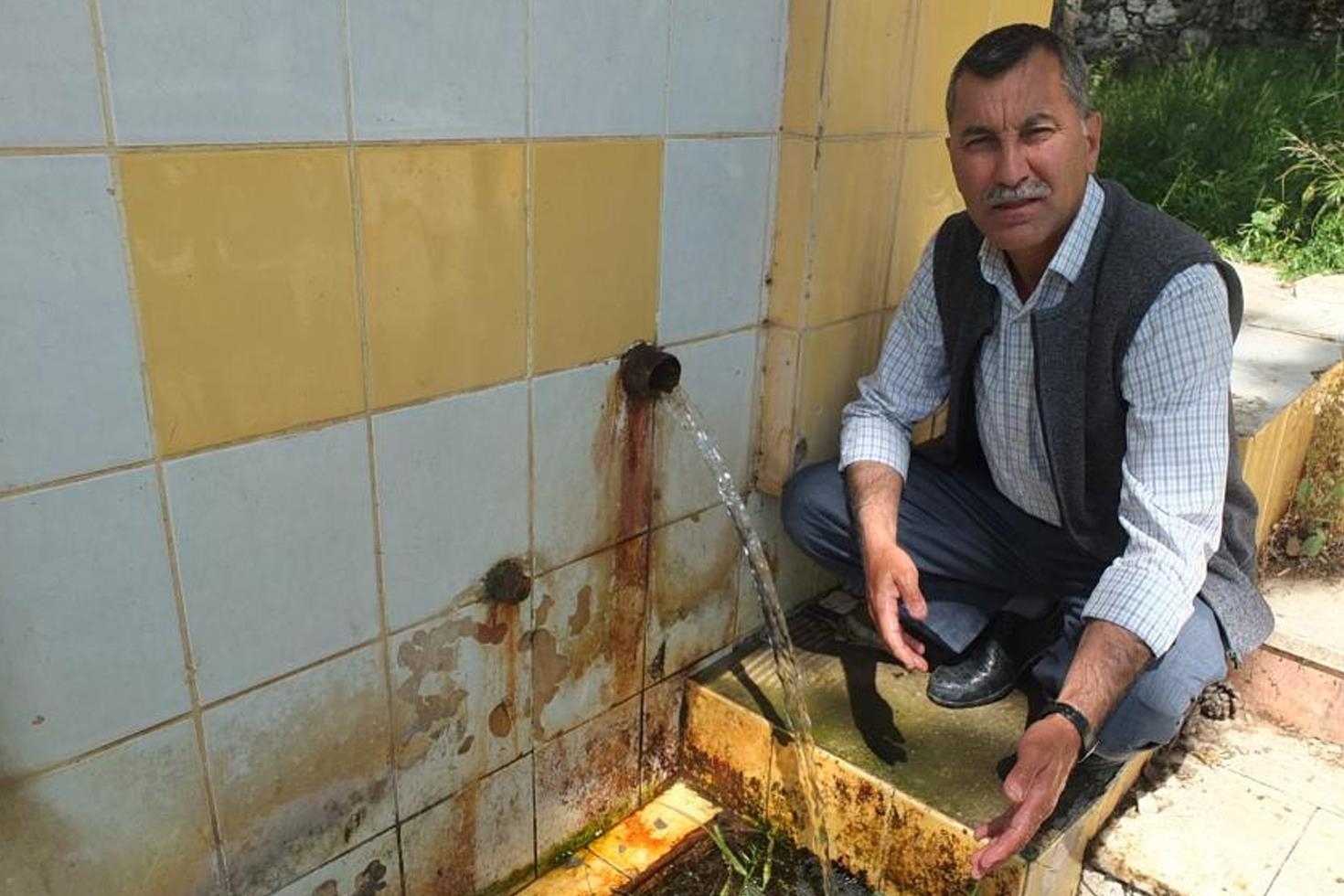 Bölge halkı çok mutlu! Şifalı su 5 yıl sonra akmaya başladı