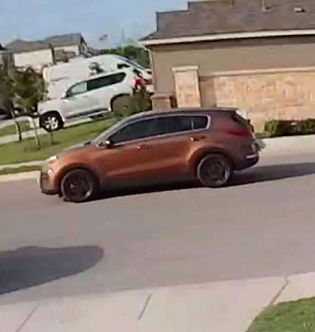 Fake cops break into San Antonio-area home, say sheriff's deputies ...