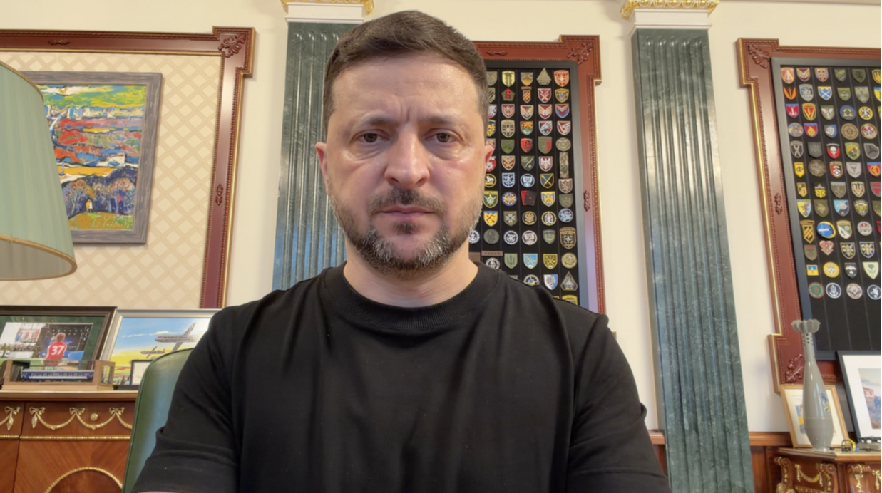 Zelenskyy: Russian oil companies forced to shut down wells