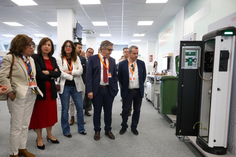 La Generalitat transforma el CSIRT-CV en Talaia, un centro de ...