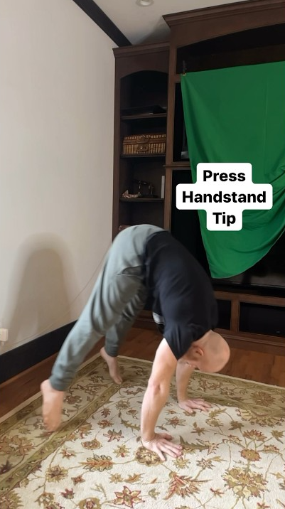 Press handstand tip master your balance & strength control