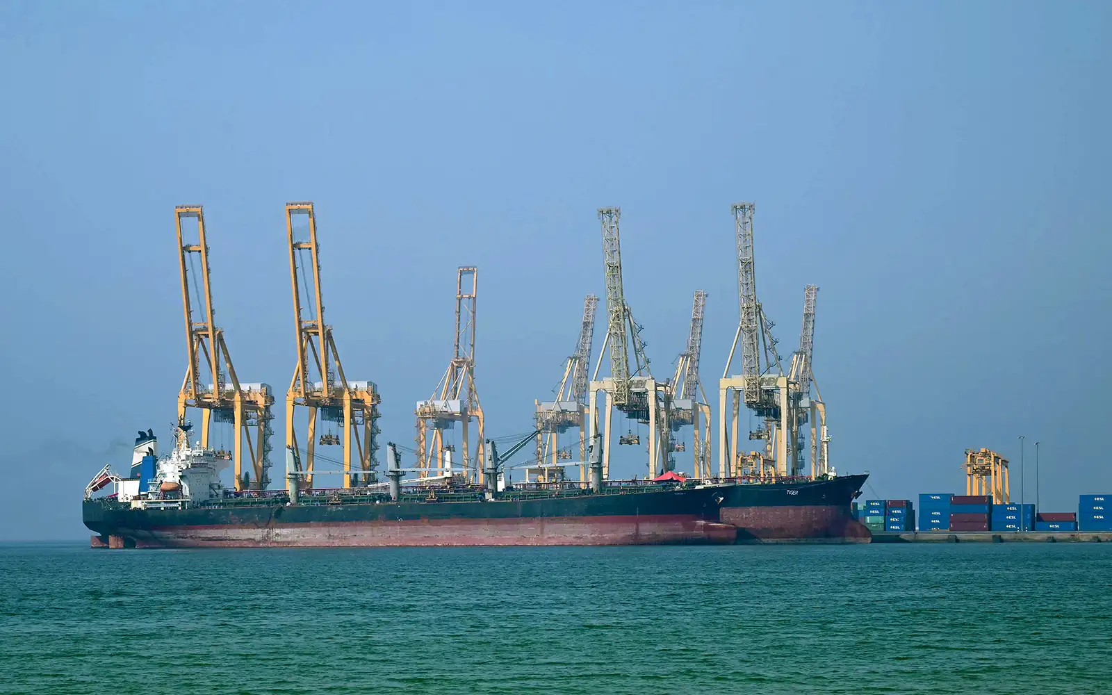 US extends sanctions waiver on Russian oil to aid vulnerable countries