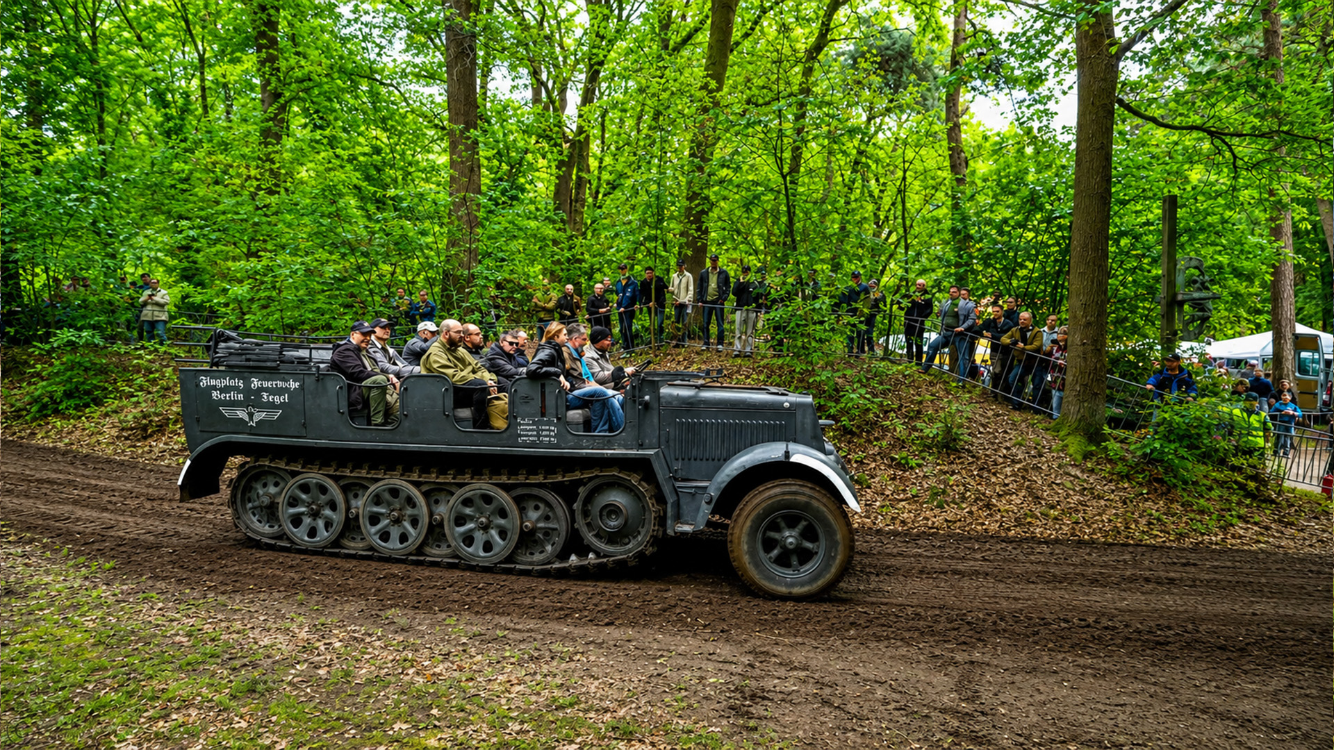 Militracks Overloon 2026 und historische Fahrzeuge aus dem Zweiten ...