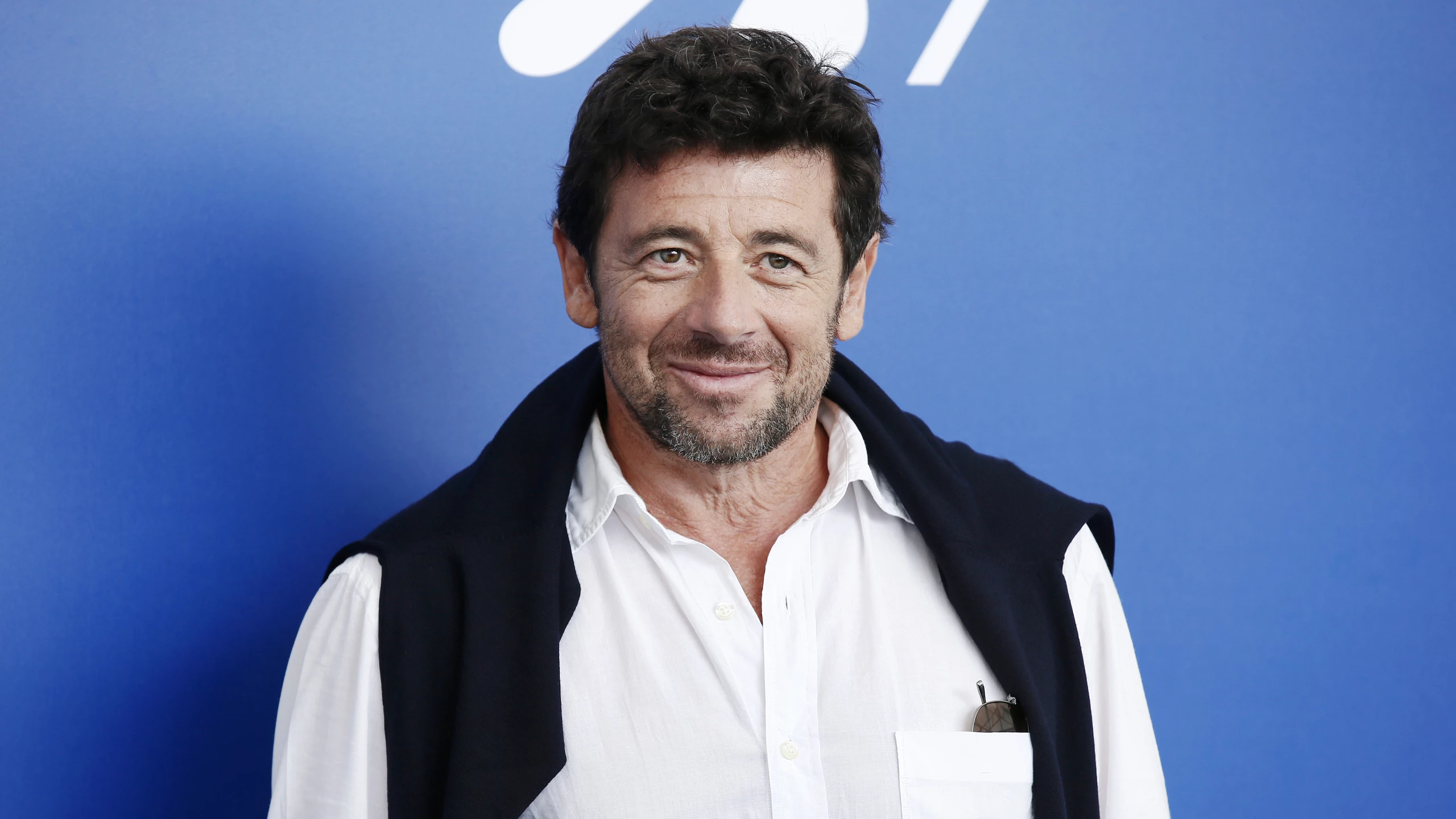 Plaintes contre Patrick Bruel : le parquet de Nanterre rouvre une enquête