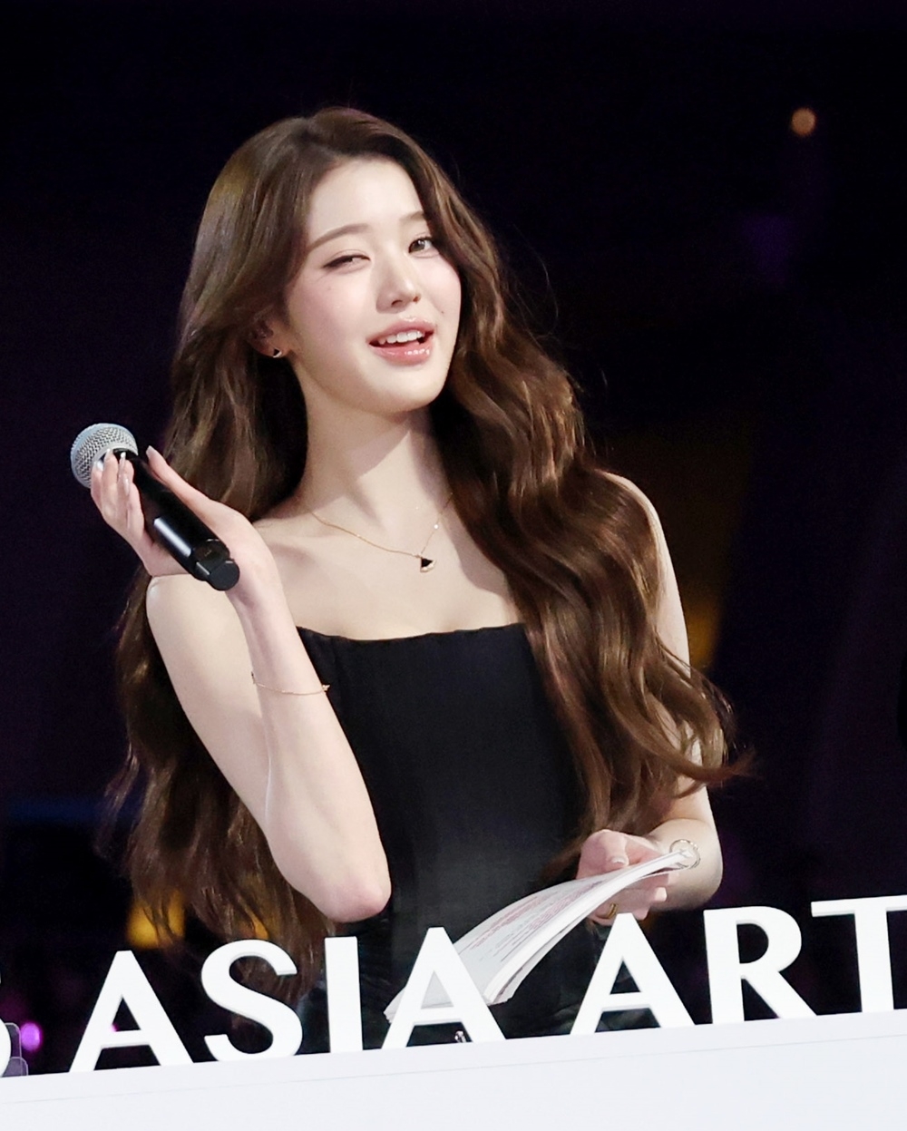 장원영 'AAA' 6년째 출근