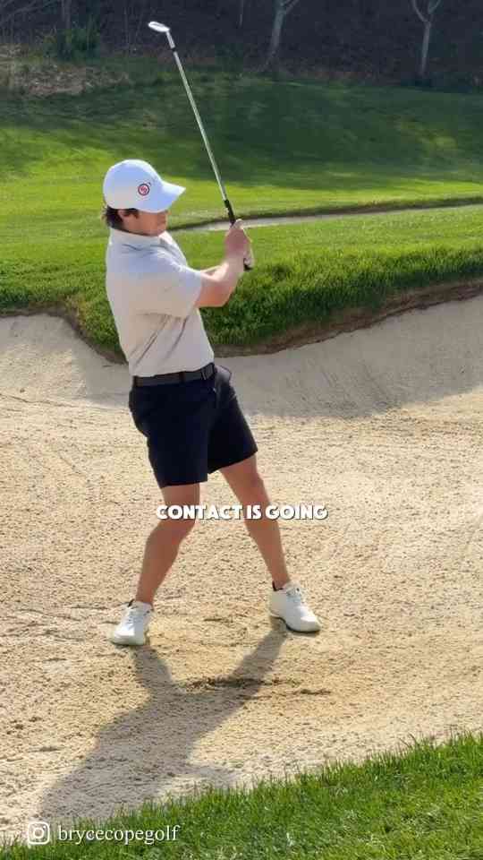 Stop opening your stance in bunkers! ⛳️