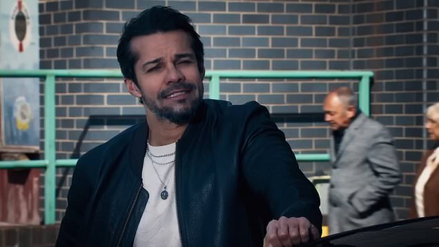 Coronation Street teases arrival of charmer Idris Nazir
