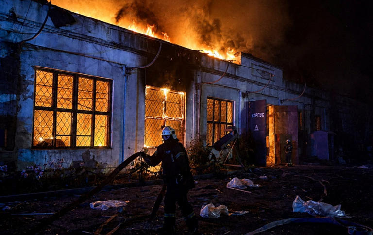 Russia and Belarus launch massive nuclear weapon drills with 64,000 ...