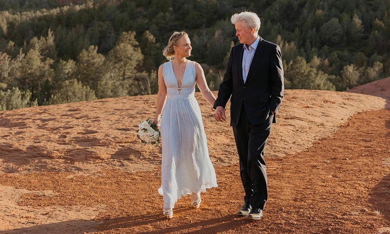 Earl Spencer marries archaeologist girlfriend at secret wedding ...