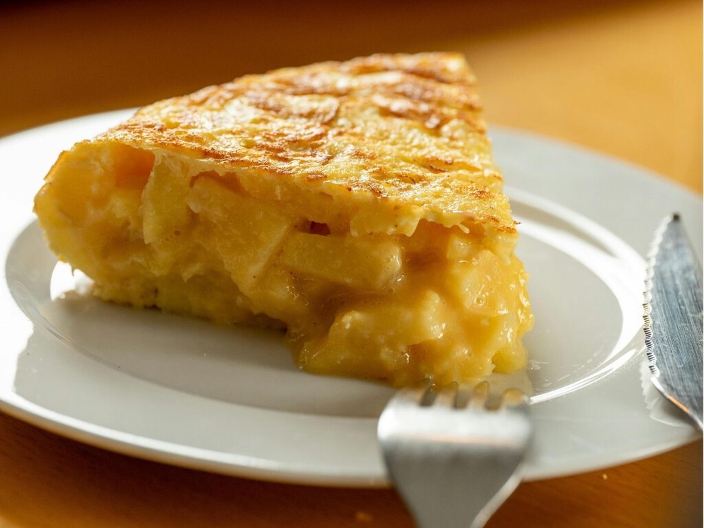 La tortilla de patatas más cara del mundo se sirve en Catalunya: cuesta ...