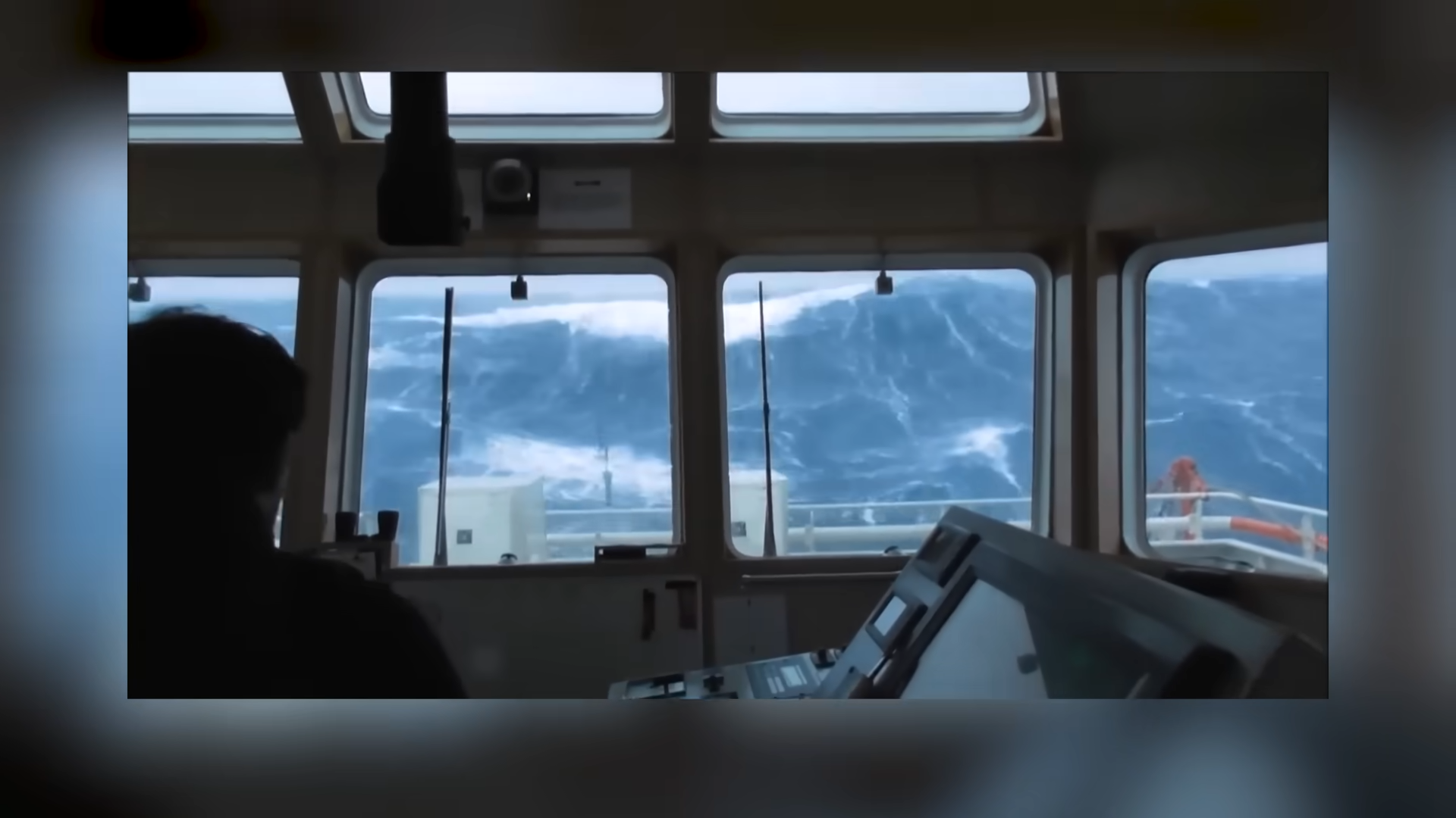 A 84-foot wave hit an oil platform - then scientists finally admitted ...