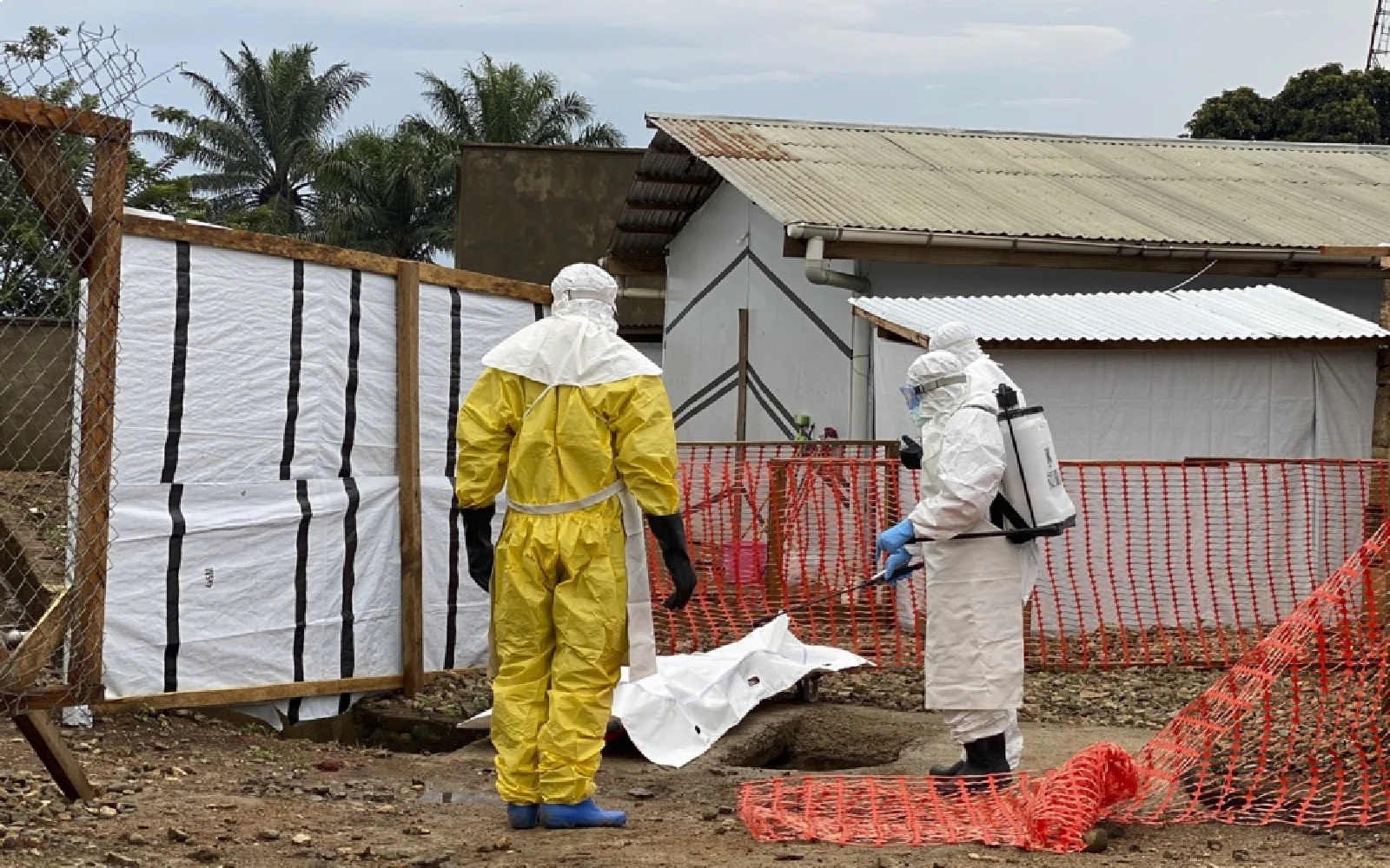 One of two patients with Ebola-like symptoms tests negative in Brazil